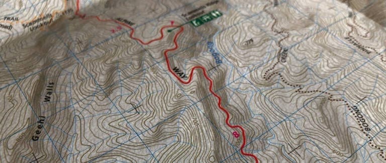 How to read a map for hiking in Australia