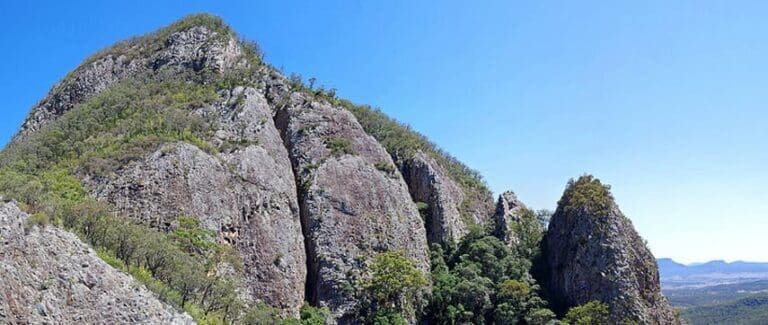 Mount Maroon Walk (5.6km) - Mount Barney National Park, QLD