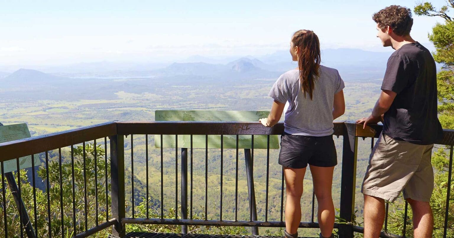 Best Hikes in Queensland | Trail Hiking Australia